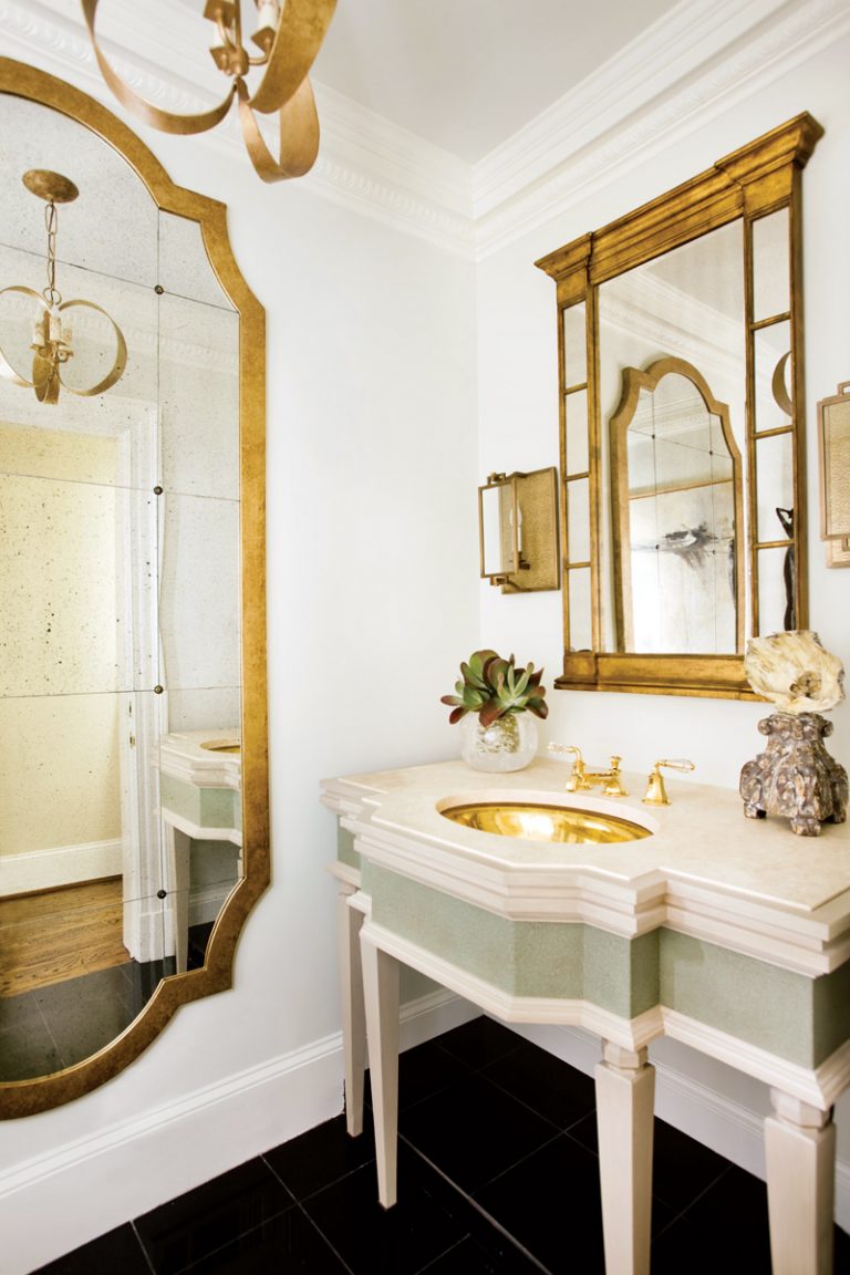 A Bold Powder Room | Sparkles and Shoes