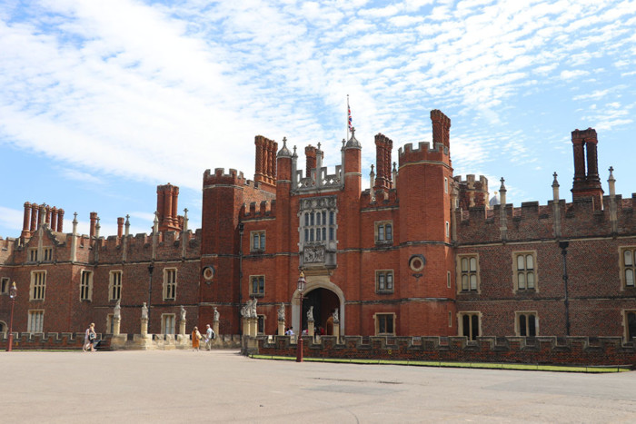 The Difference Between a Castle and a Palace - Sparkles and Shoes